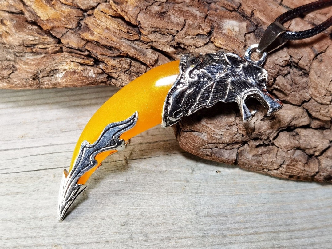 Wolf Fang Amulet Necklace of Courage and Protection, Strength, Vitality ...