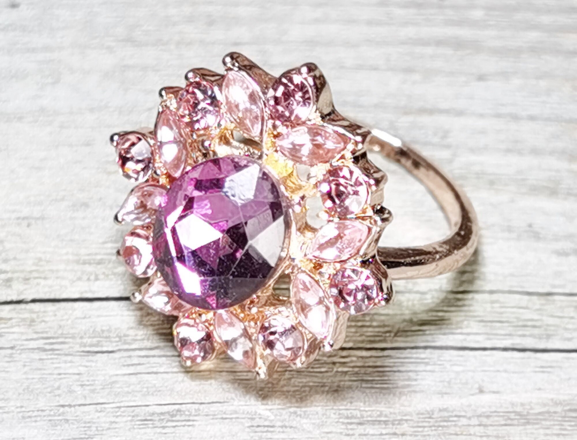 Charisma and Beauty Spell Ring, Attraction and Allure Amulet, Increase ...