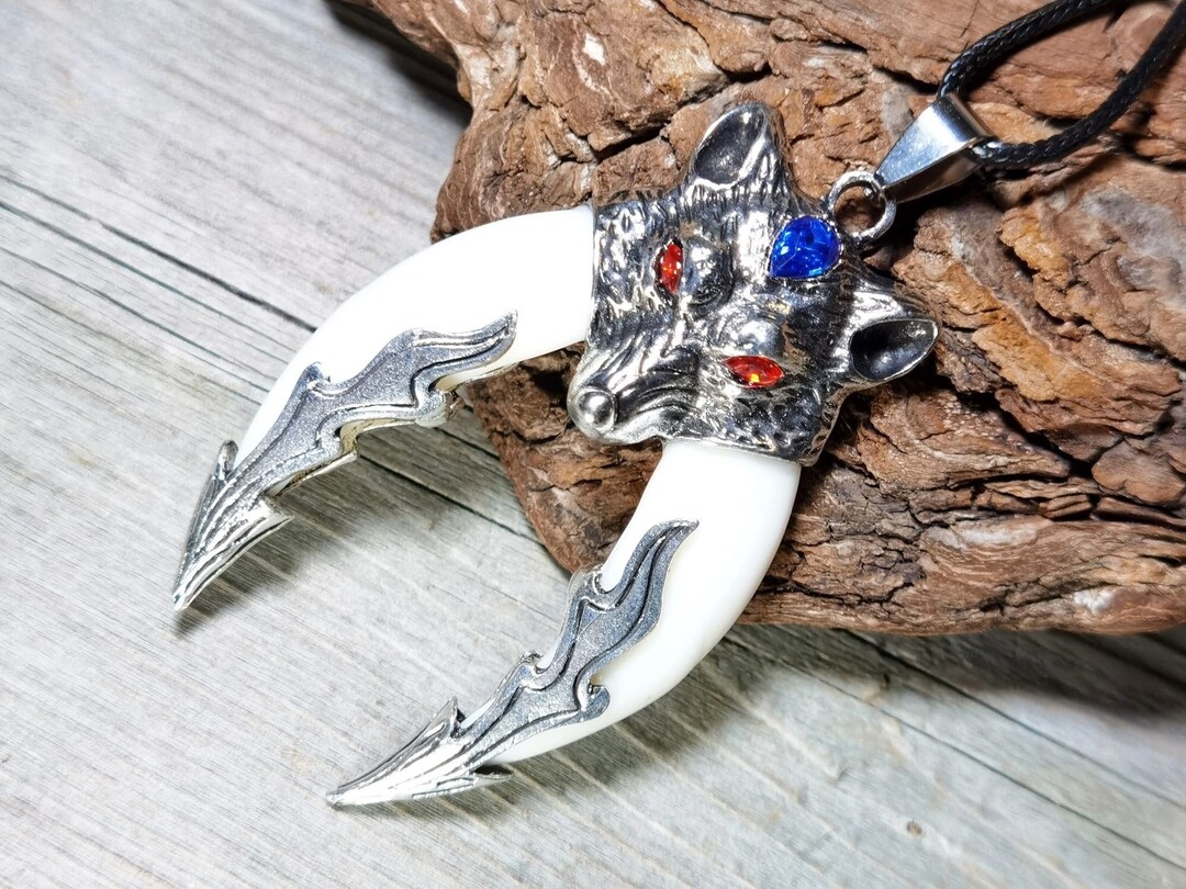 I Am Leader Amulet Necklace, Bear Head Amulet, Primal Force, Strength ...