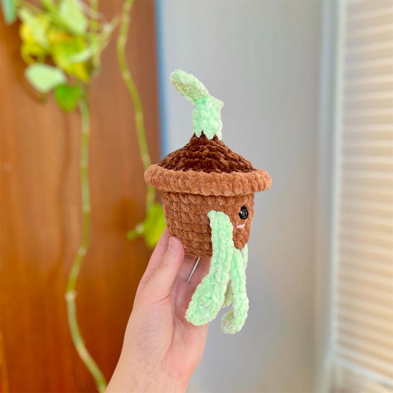 Sprout the Potted Plant Crochet Pattern, Garden Amigurumi Tutorial - Etsy