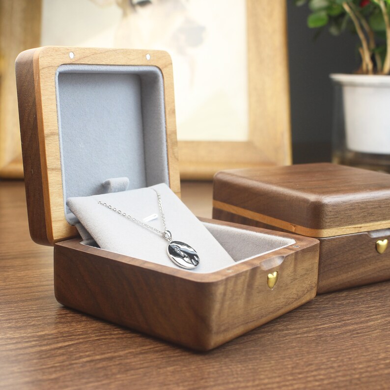 Custom Walnut Wood Jewelry Box Vintage Solid Wood Necklace - Etsy