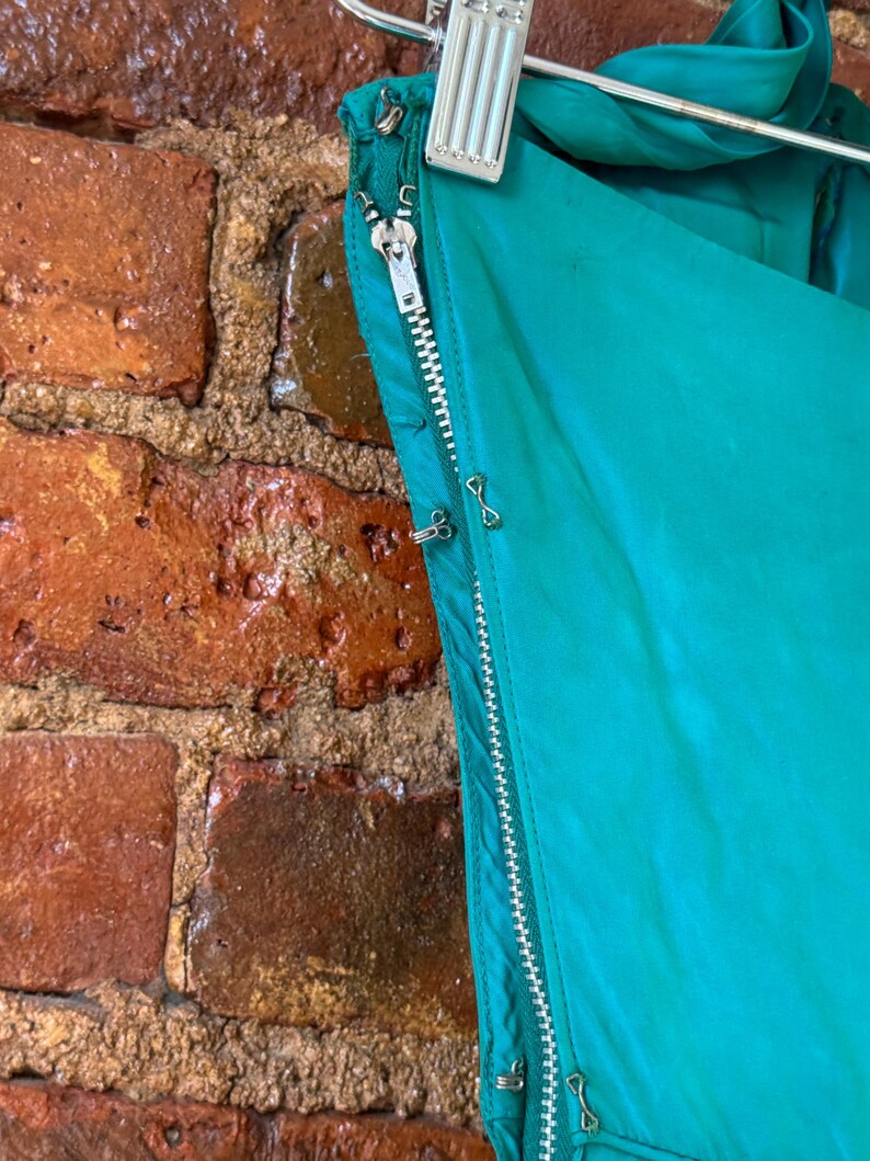 1950s Fred Perlberg Emerald Holiday Dress – Strapless Vintage Fit and ...
