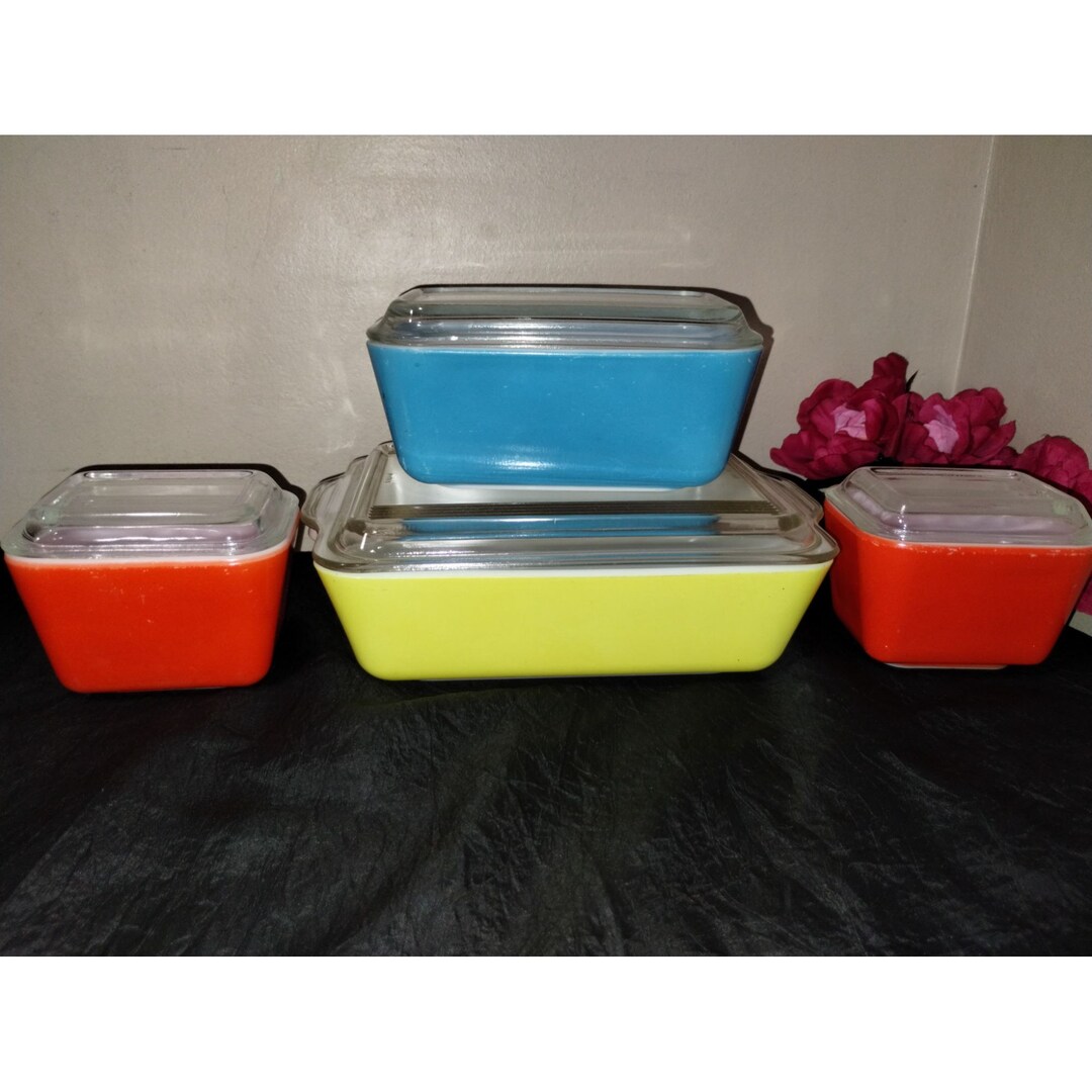 Vintage PYREX 8 Piece 'fridgies' Fridge Set in Primary Colors With Lids ...