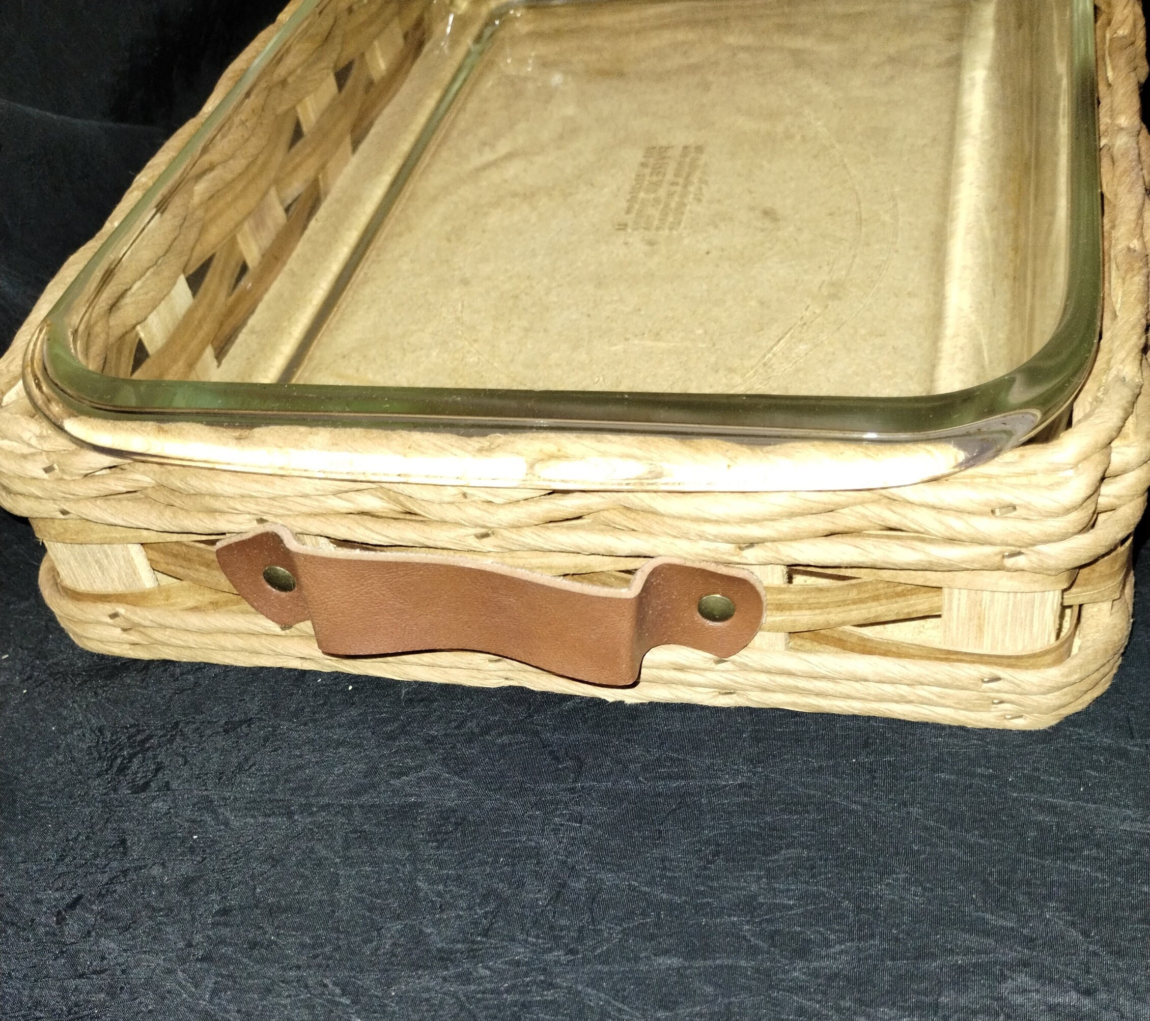 Pyrex Baker in a Basket Glass Casserole Dish and Wooden Serving Basket ...
