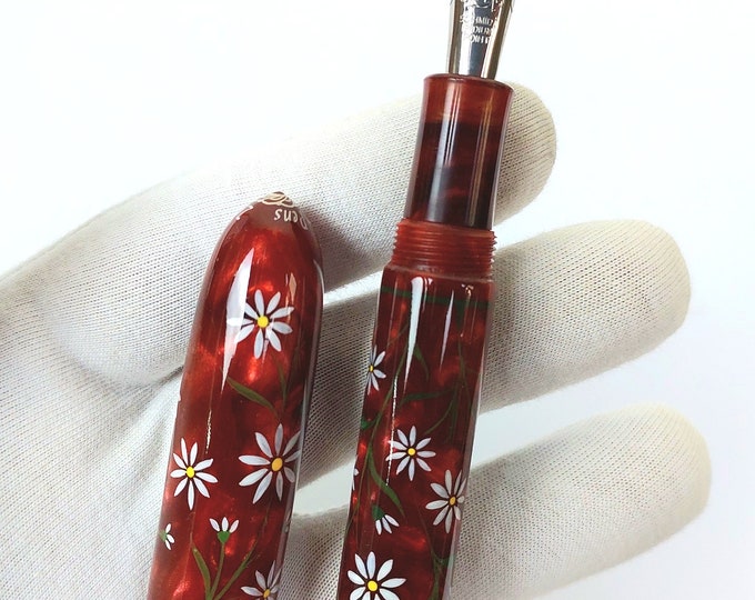Daisy Handmade and Handpainted Fountain Pen. - Etsy