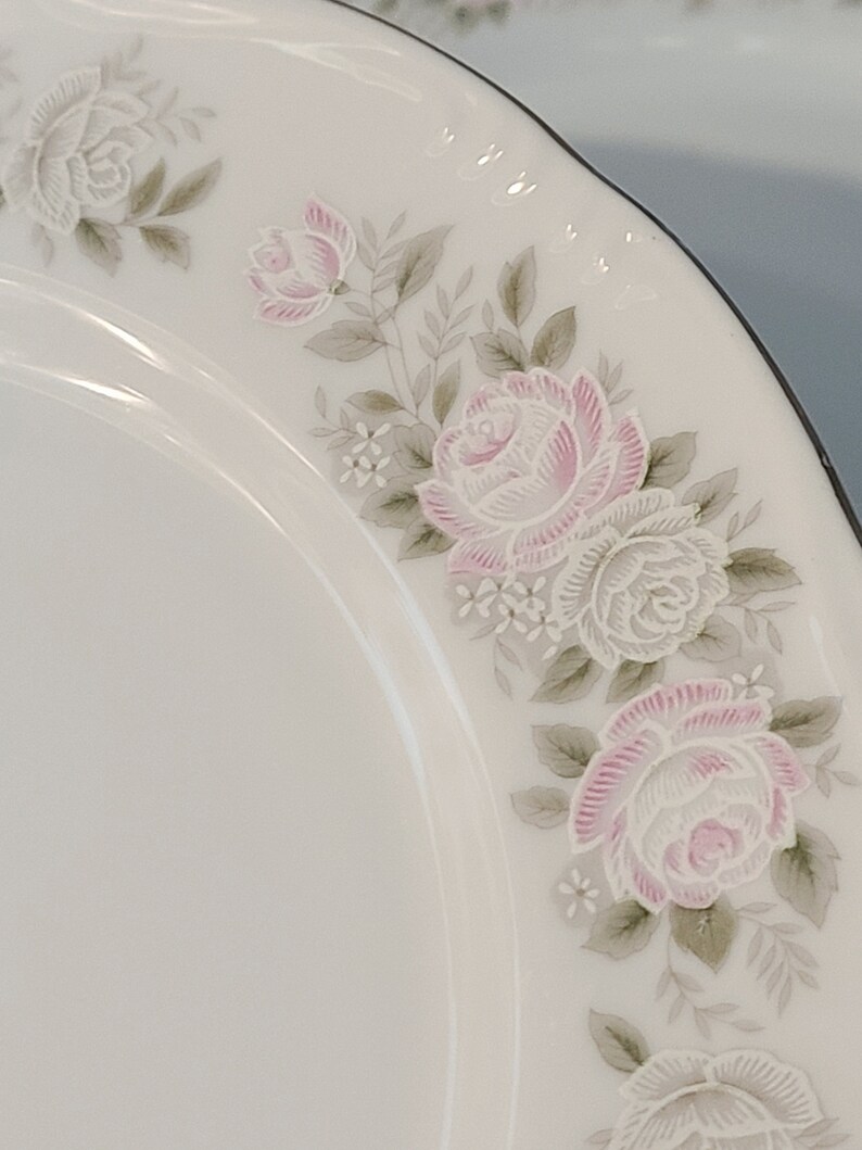 Sheffield Fine China Classic Pattern 501 Dinner Plates, Silver Trim ...