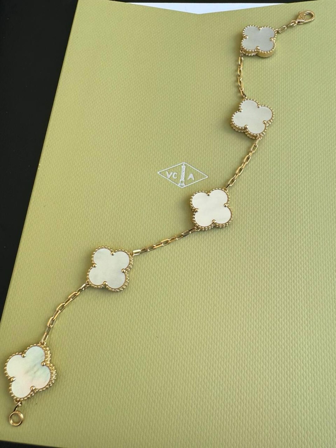 18k Yellow Gold Van Cleef Alhambra Style White Mother of Pearl 5 Motifs ...