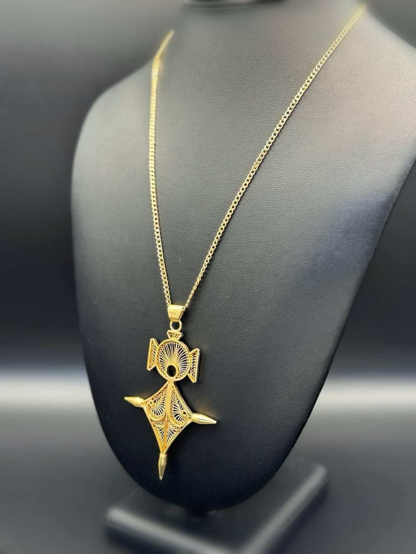 17k Solid Yellow Gold Filigree Africa Cross Pendant & 28 Curb Chain 2 ...