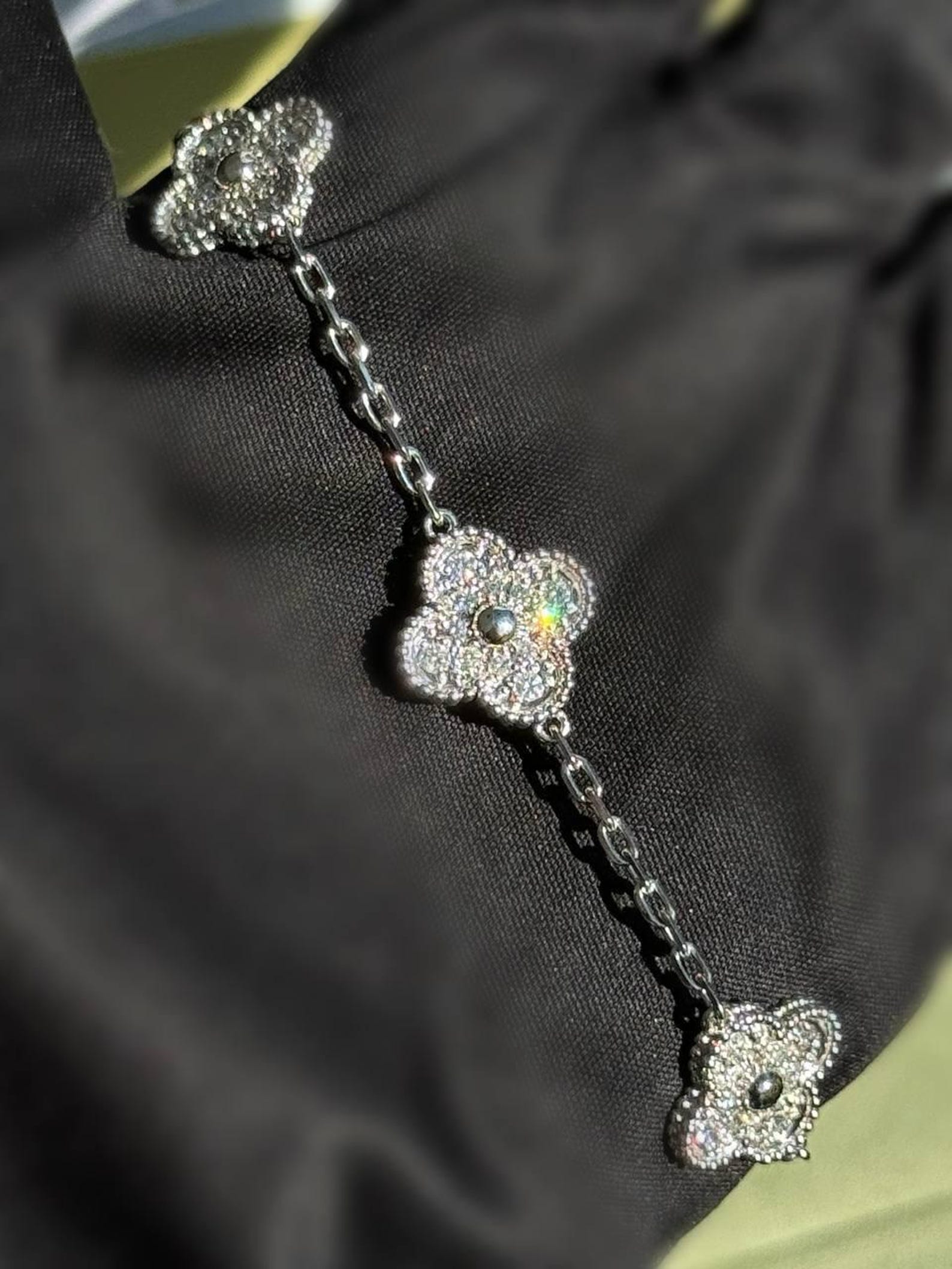 18k White Gold Van Cleef Alhambra Style Diamond 5 Motifs Clover Shape ...