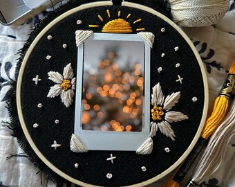 Simple Floral Instax Polaroid Hand-embroidery Frame | Embroidery Hoop L ...