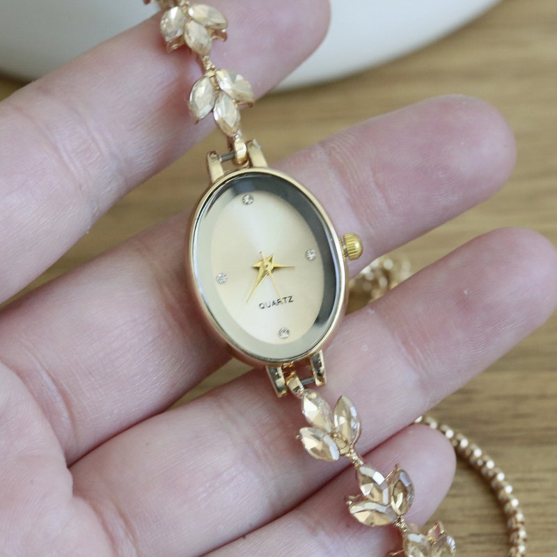 Small Womens Watch - Etsy