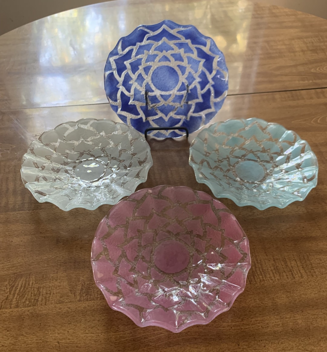 Lotus Collection Set of Four Salad Bowls, Fused Glass Salad Bowls, 7.5 ...