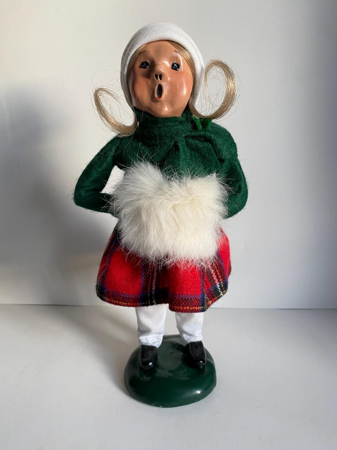 Vintage Byer’s Choice Ltd. the Carolers 1987 Girl With Hand Muff Doll ...