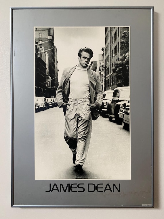 James Dean Caminando Por Nueva York JAMES DEAN: CAMINATAS WALKING