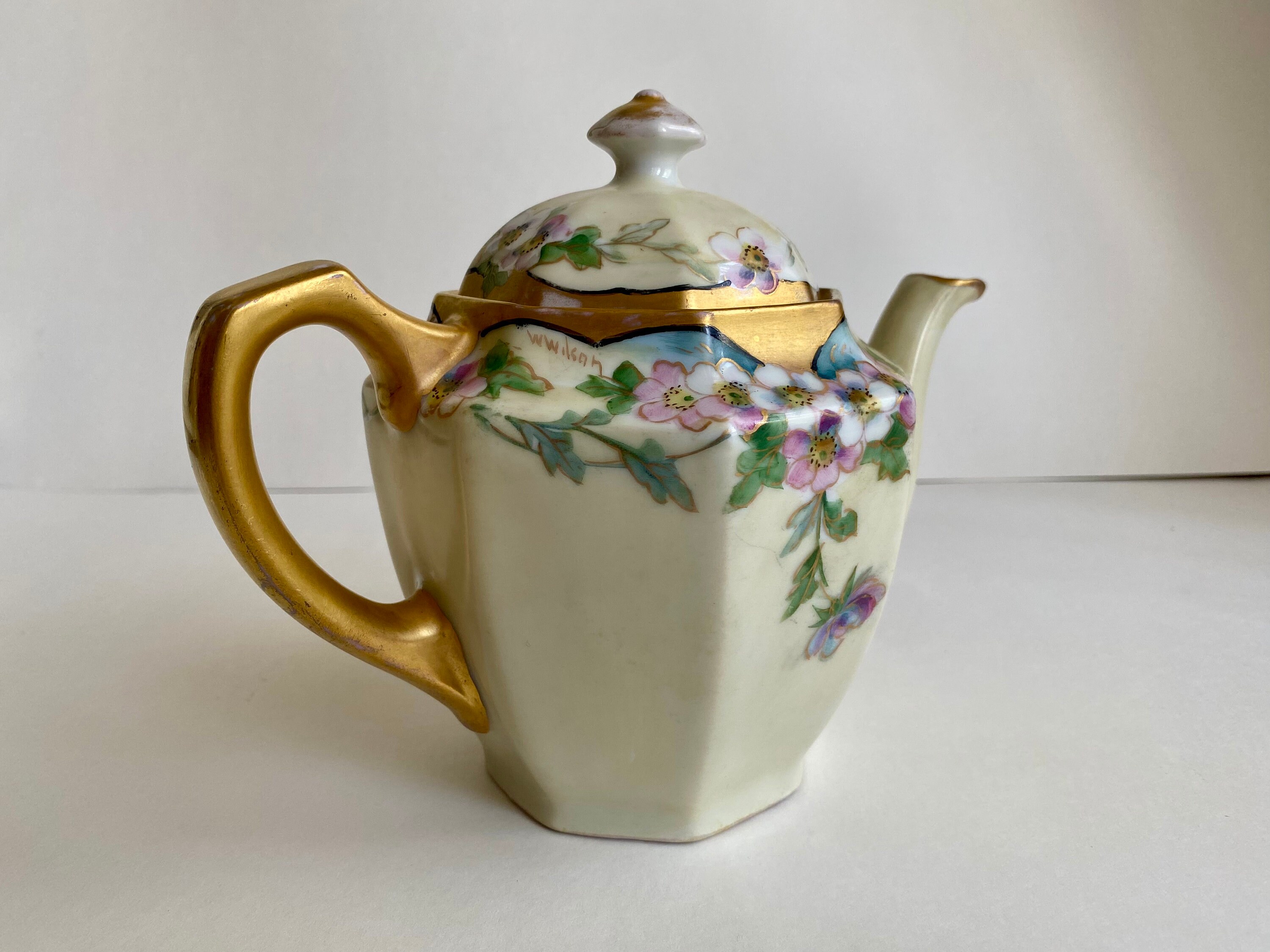 Vintage Walter Wilson Hand Painted Floral Teapot - Etsy