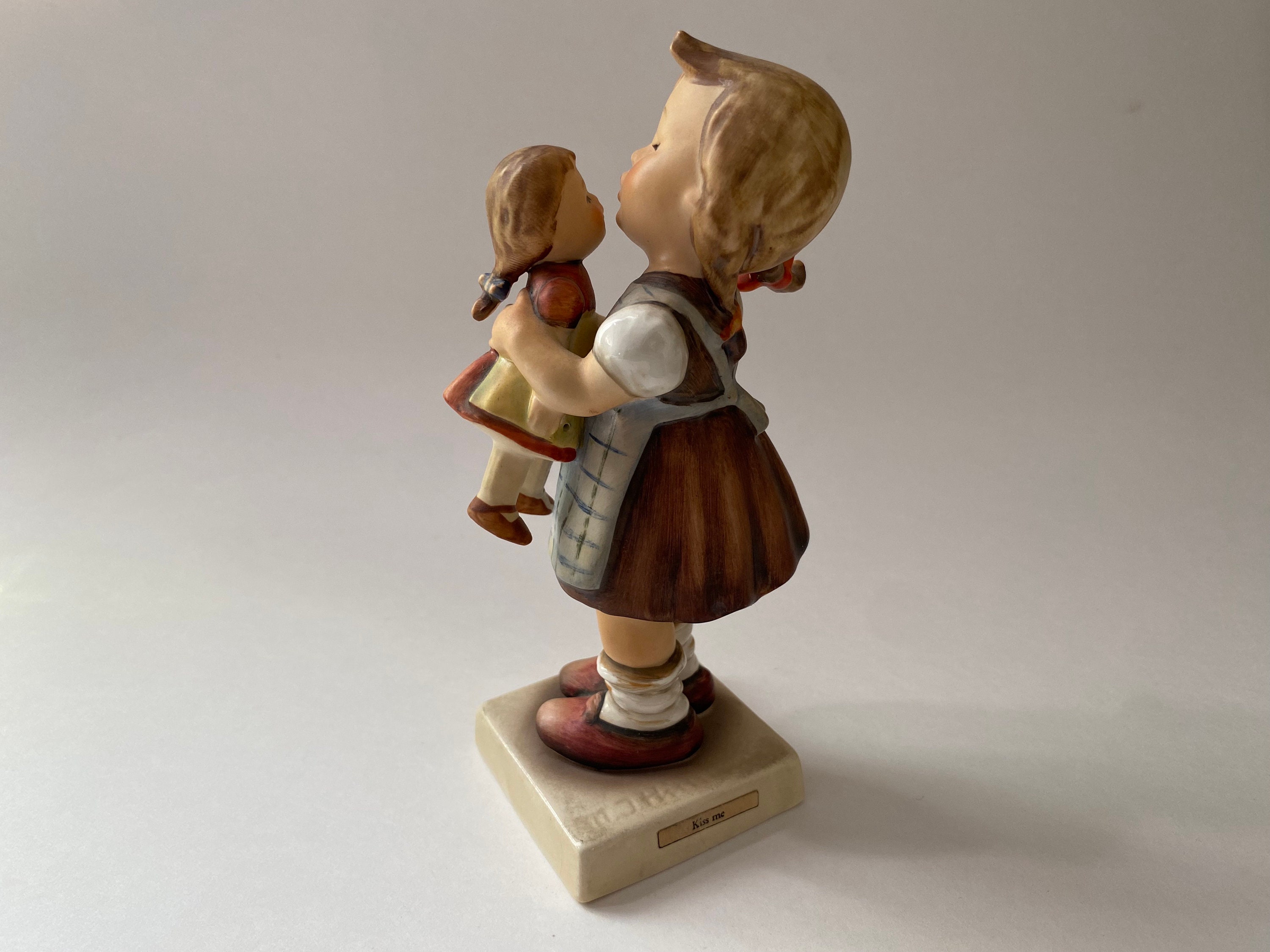 Goebel Hummel Kiss Me - Etsy