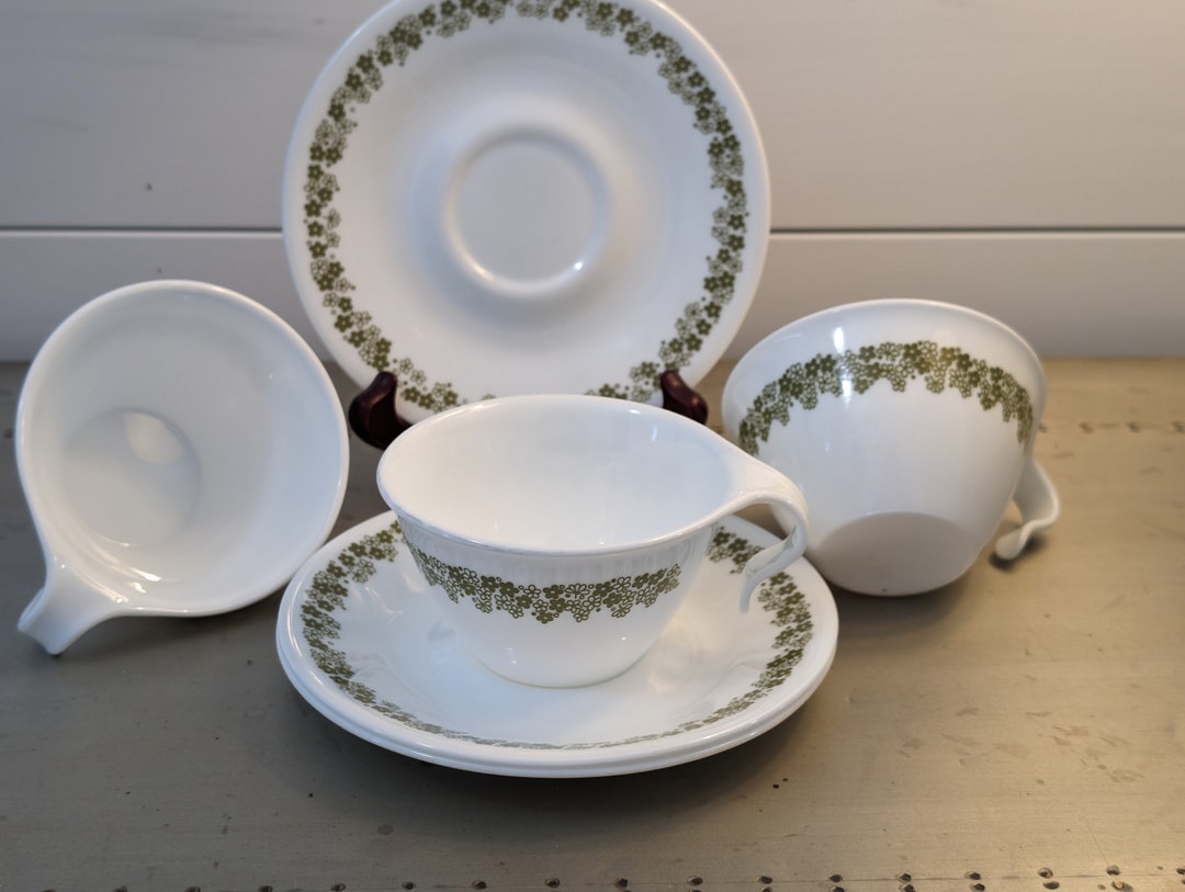 Corelle Crazy Daisy Hook Tea Cups and Saucers Set of 3 - Etsy