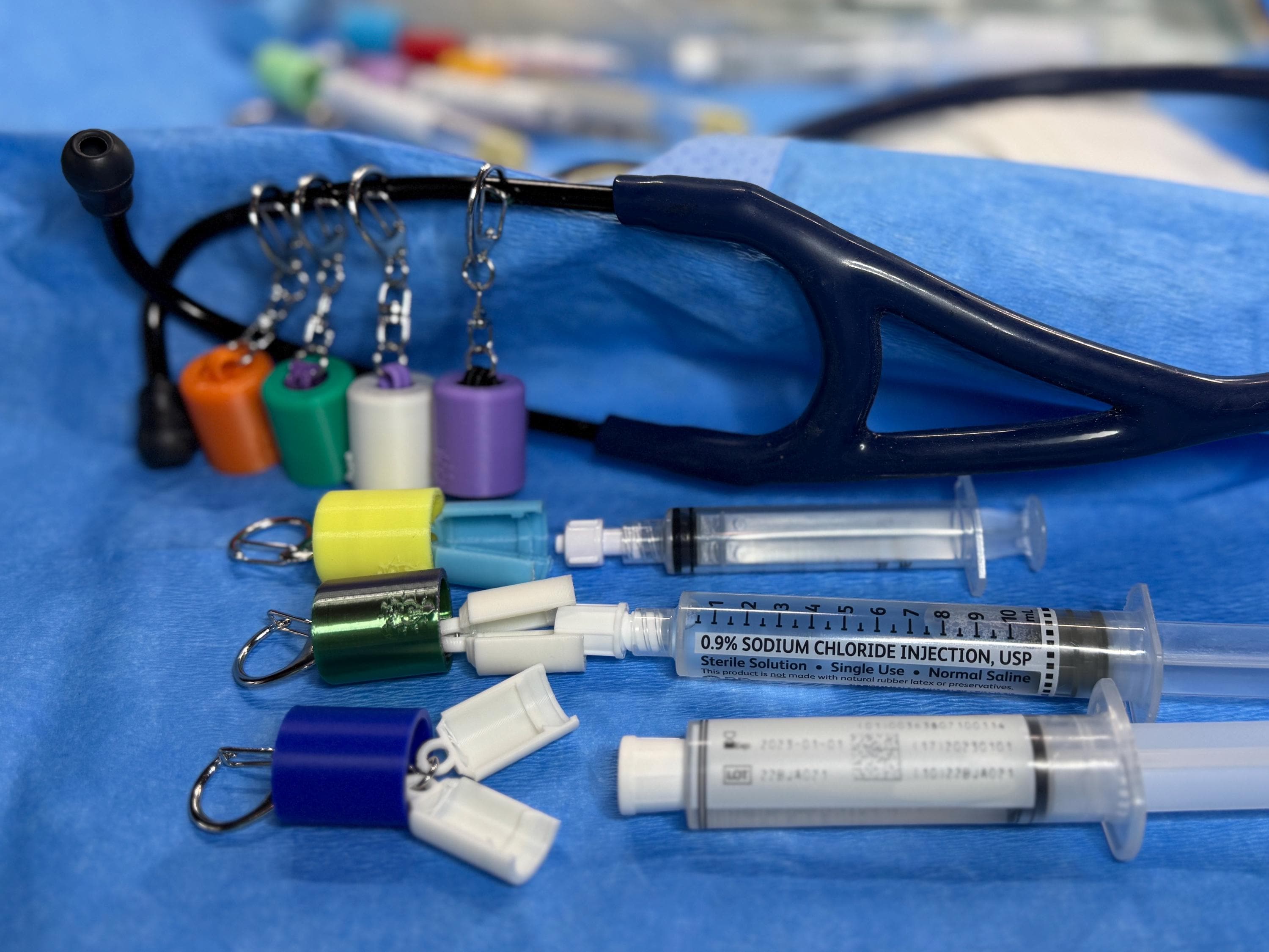 Customizable Syringe Keeper Keychain - Interchangeable Inner & Outer ...