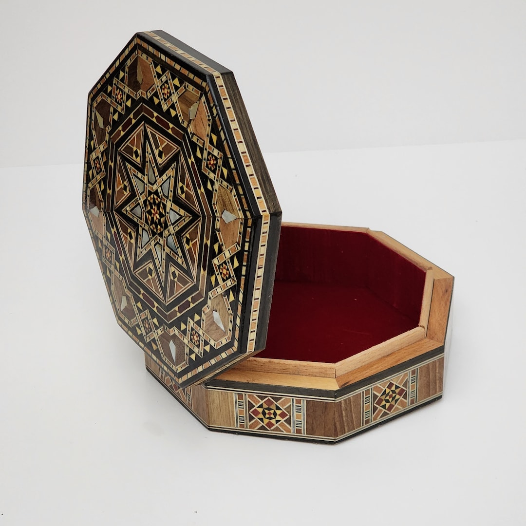 Mosaic Box, Handmade, Made of Flowers Wood and Trees Wood and Shell ...