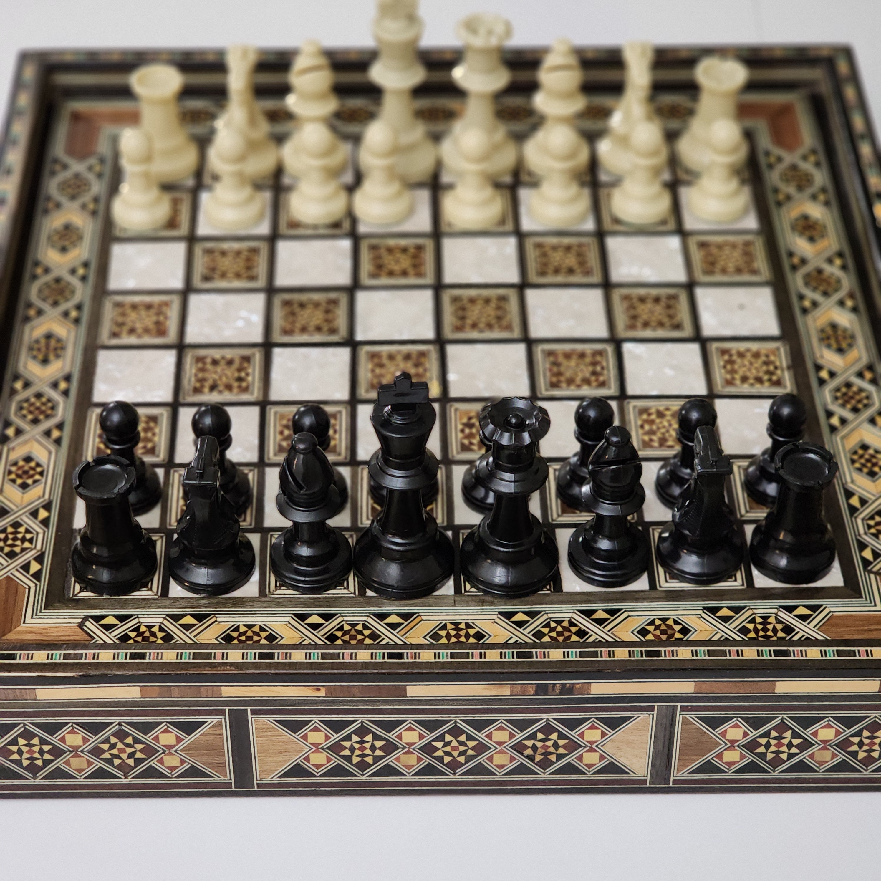 Gorgeous Chess Table, With Metal Chess Pieces, Size 15-3/4"(l) X 15-3/4 ...