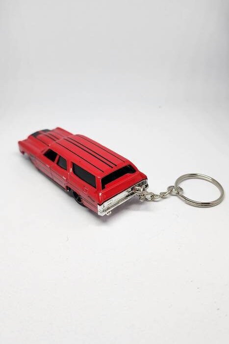 Chevelle SS Wagon Hotwheel Keychain - Etsy
