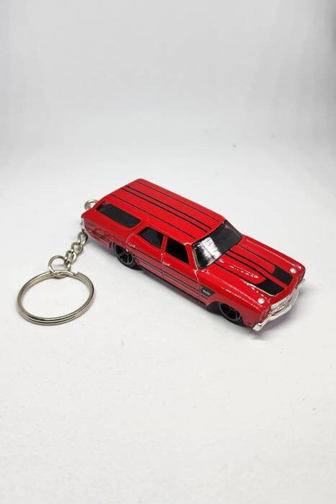 Chevelle SS Wagon Hotwheel Keychain - Etsy
