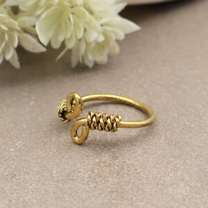 Brass Infinity Coil Ring – Minimalist Adjustable Wire Wrap Ring - Etsy