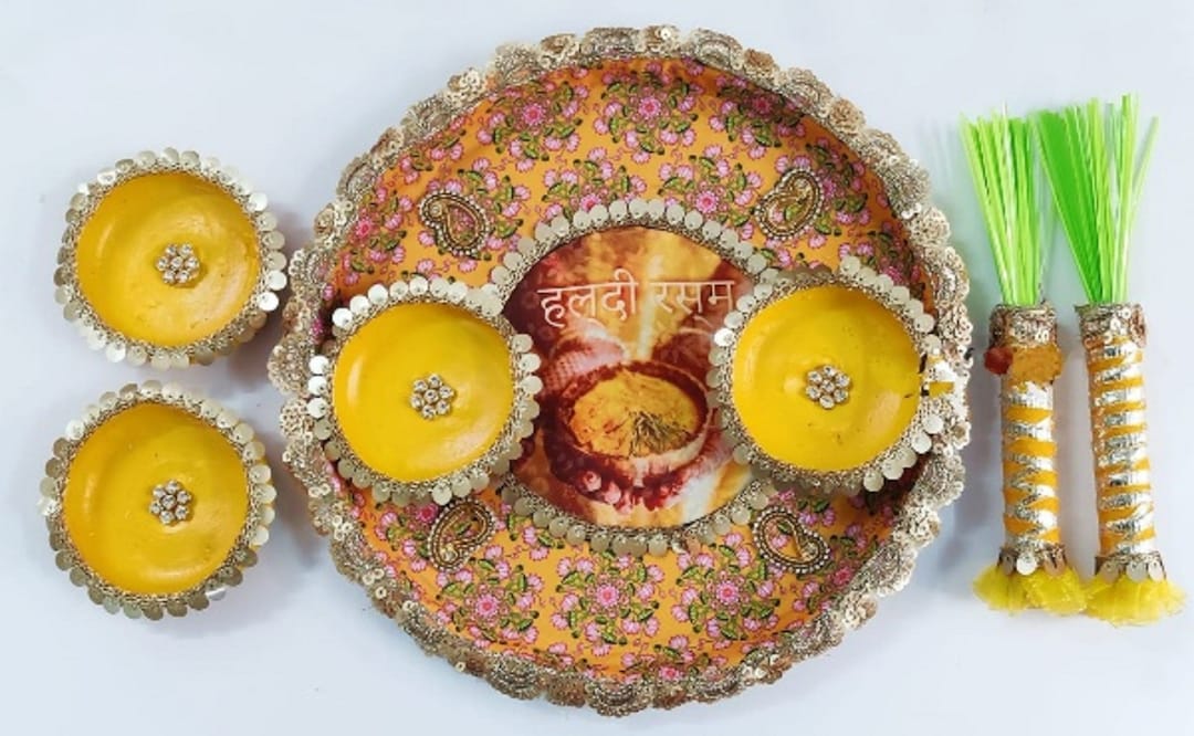 A Beautiful Tel Baan Plate / Haldi Platter/ Plate Set of 7 - Etsy