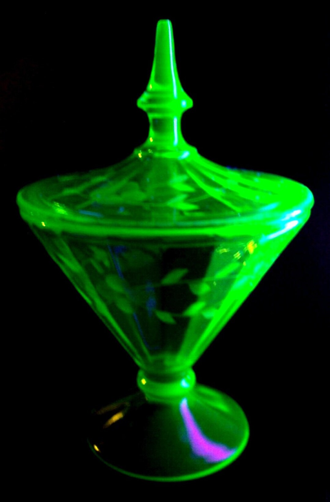 Vintage Green Uranium Glass Footed Candy Dish With Lid Depression Glows ...