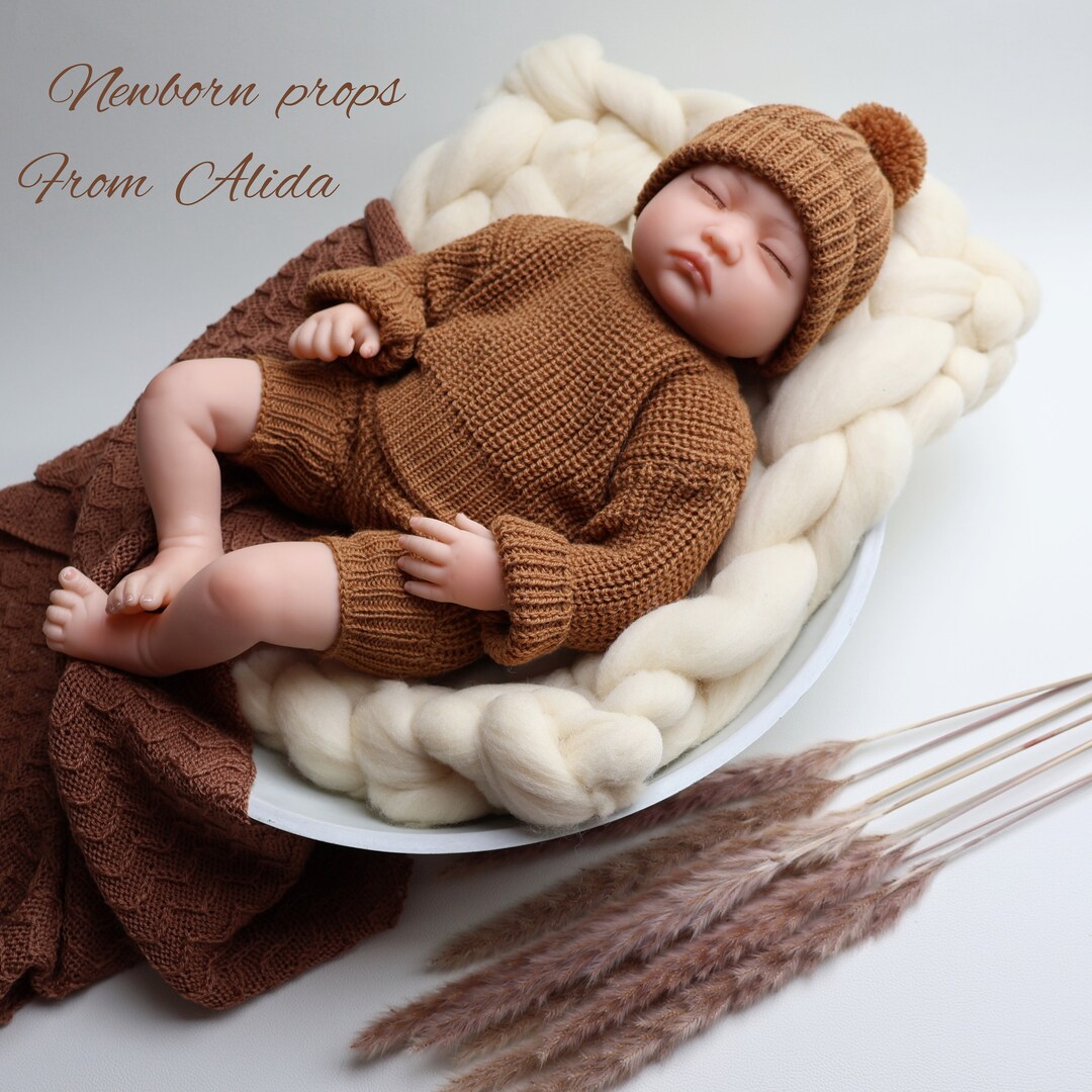 Alpaca Knit Newborn Outfit: Photo Prop Set - Etsy