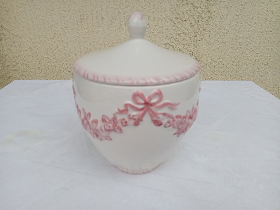 Hand-painted Porcelain Table Trash Can Decorated With 2 Birds and Pink ...