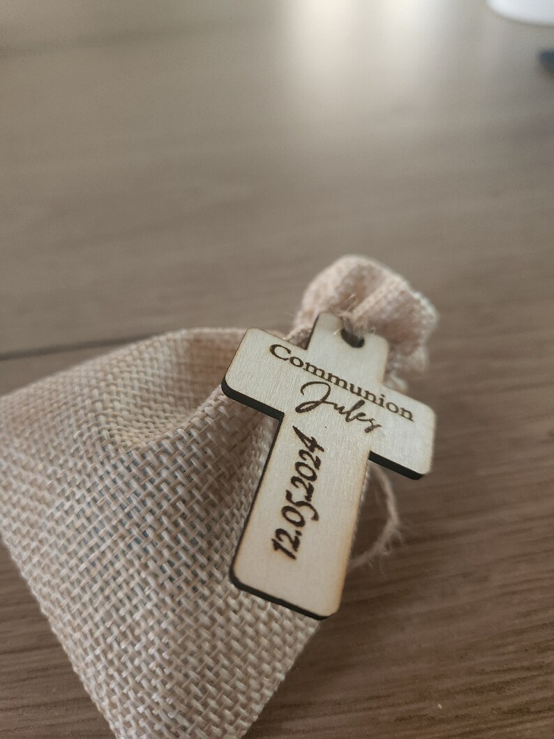 Engraved Wooden Labels for Communion Crosses and Favor Boxes - Etsy