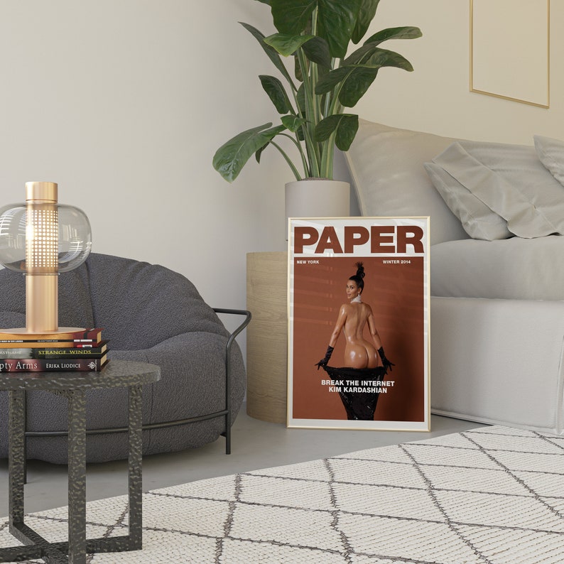 Kim Kardashian, Celebrities Posters, Kim Kardashian Champagne Print ...