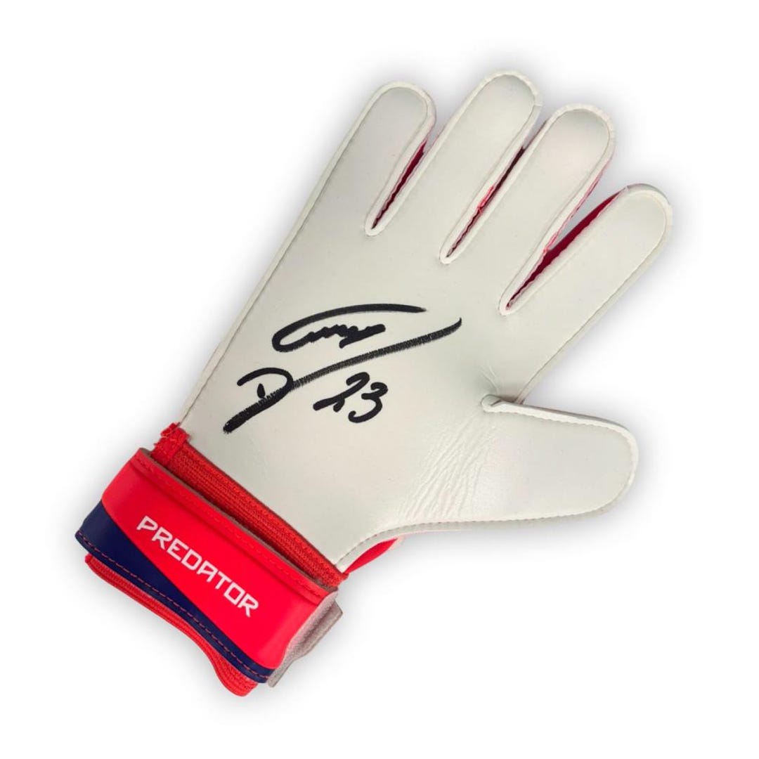 Emi Martinez Signed Goalkeeper Glove - Etsy