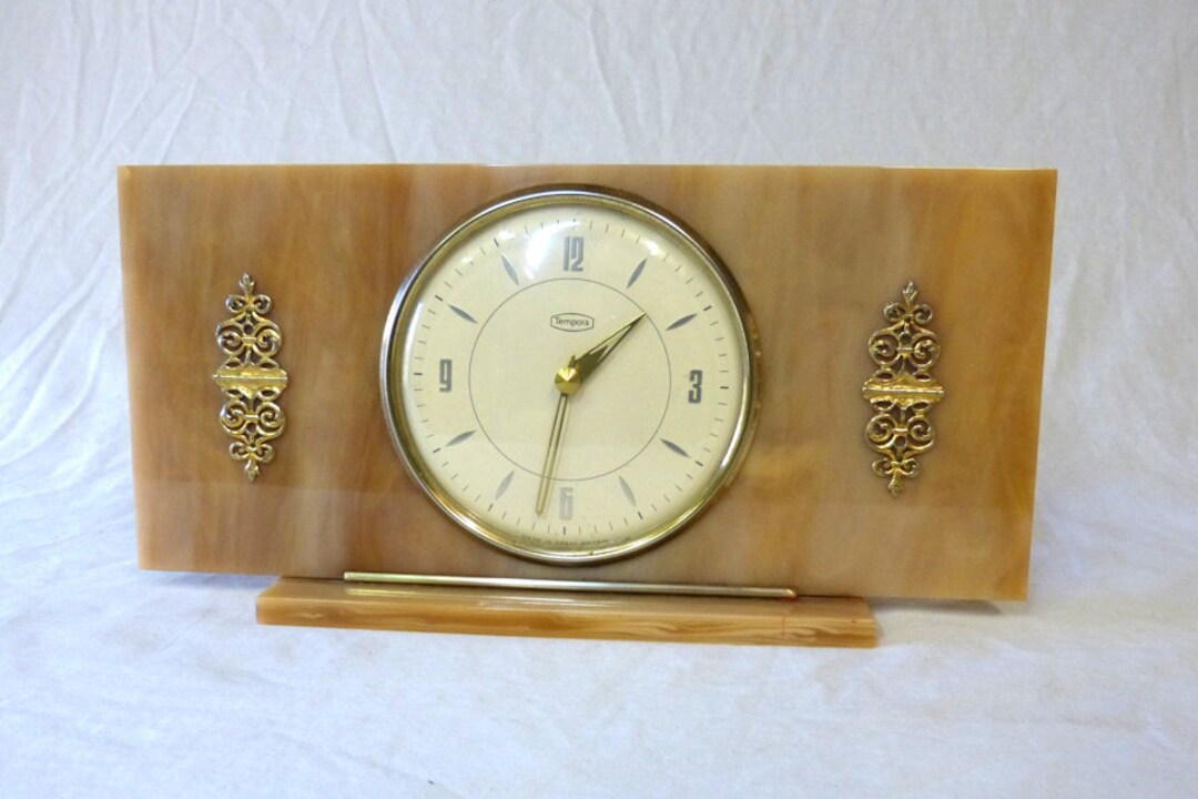 Tempora Mantle Clock From the 1950s - Retro Home Decor Piece - Etsy UK