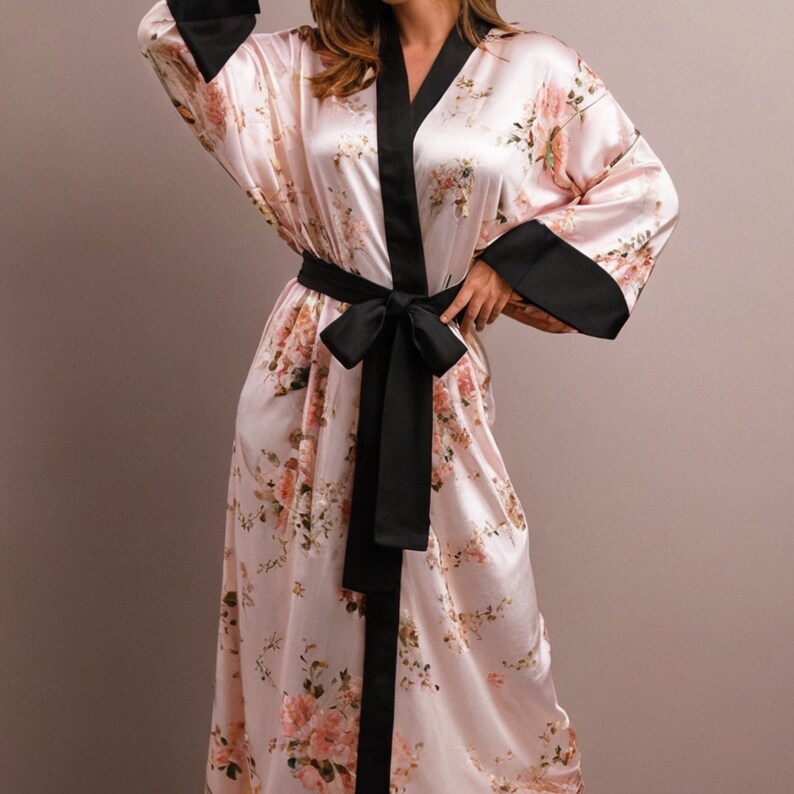 Elegant Floral Kimono Robe With Belt Sewing Patern Women's Lightweight ...