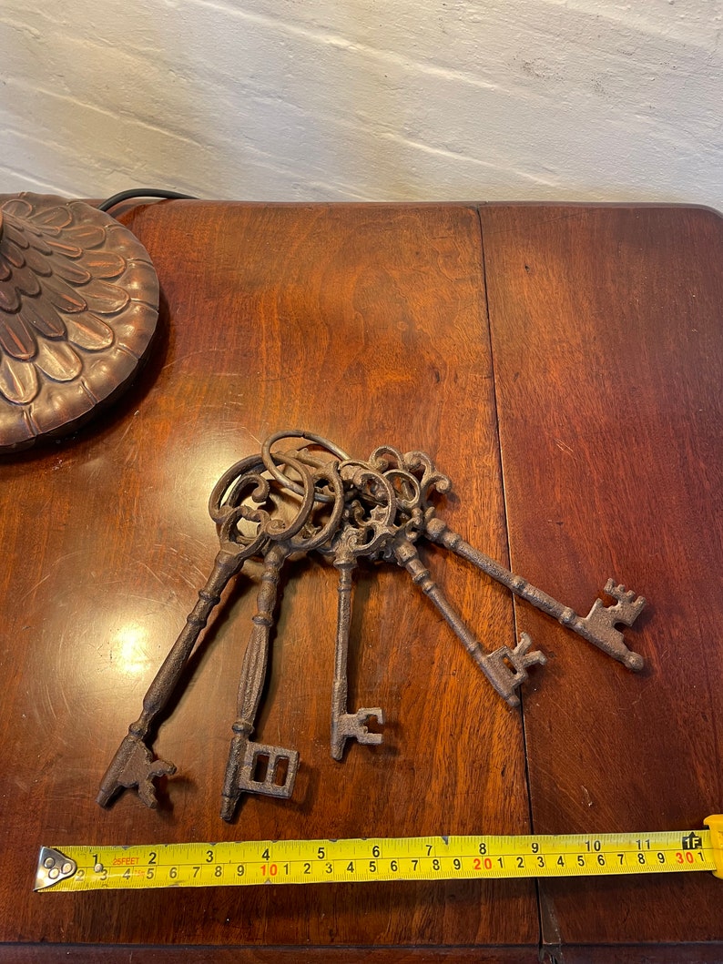 Vintage Large Keys - Etsy