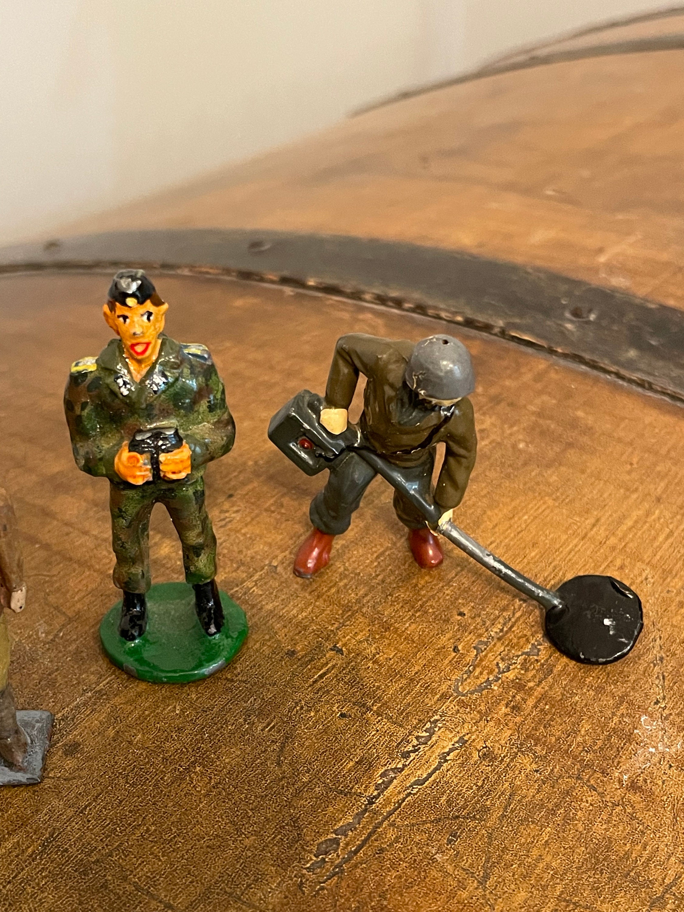 Vintage Pre 1st and 2nd World War Lead Soldiers X 8 - Etsy
