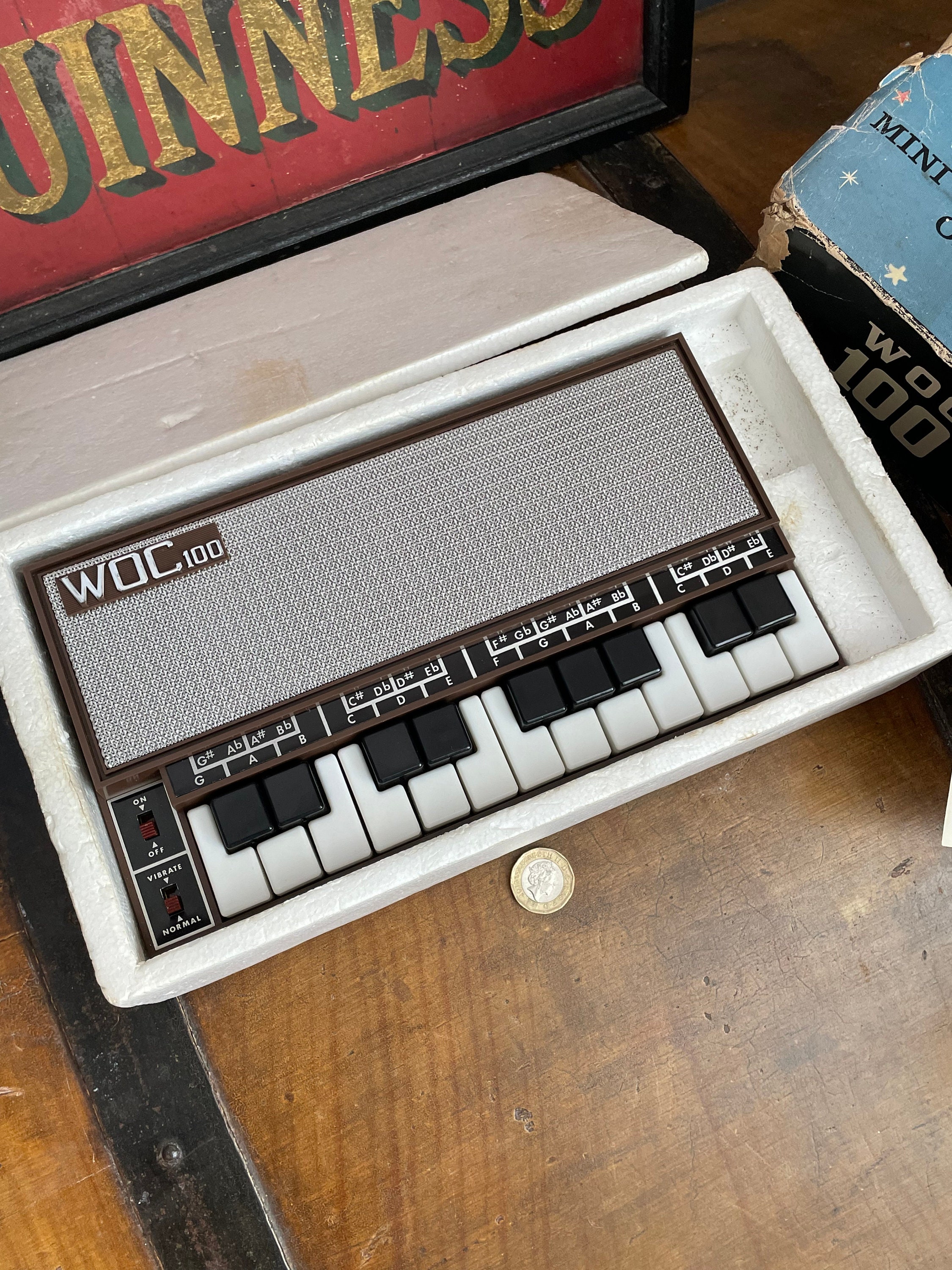 Woc 100 Mini Keyboard 1970s Grey 9v Vintage Synth - Etsy