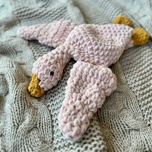 Goose Snuggle Crochet Pattern - Etsy