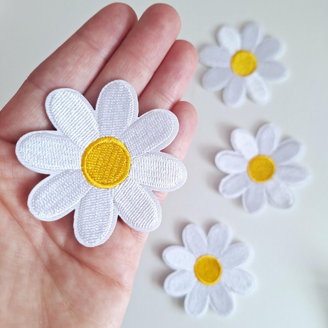 Daisy Patches, Flower Patches, Floral Embroidery, Customise Your ...