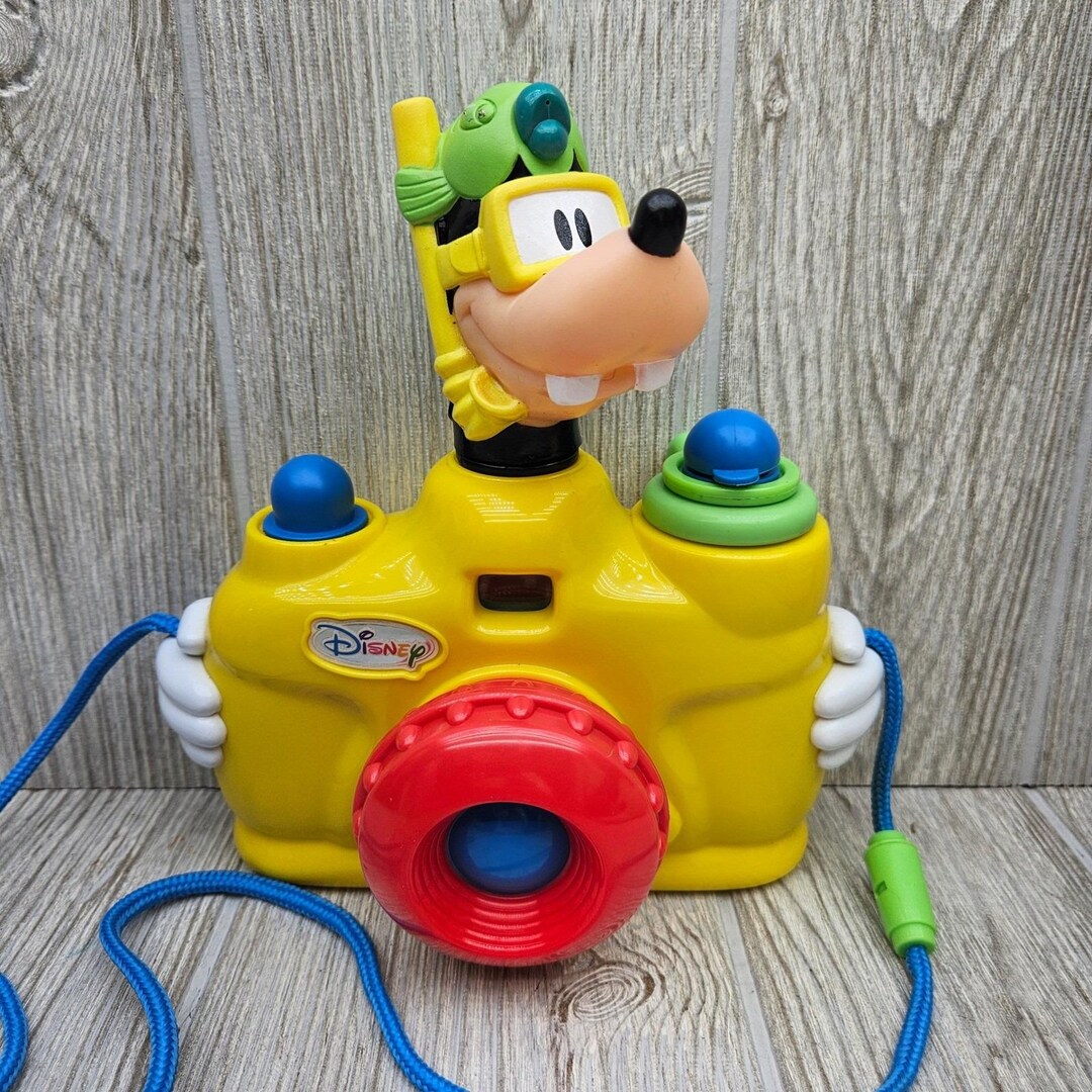 Disney Goofy Toy Camera Pretend Play Fun Fishing Theme Yellow Blue Red ...