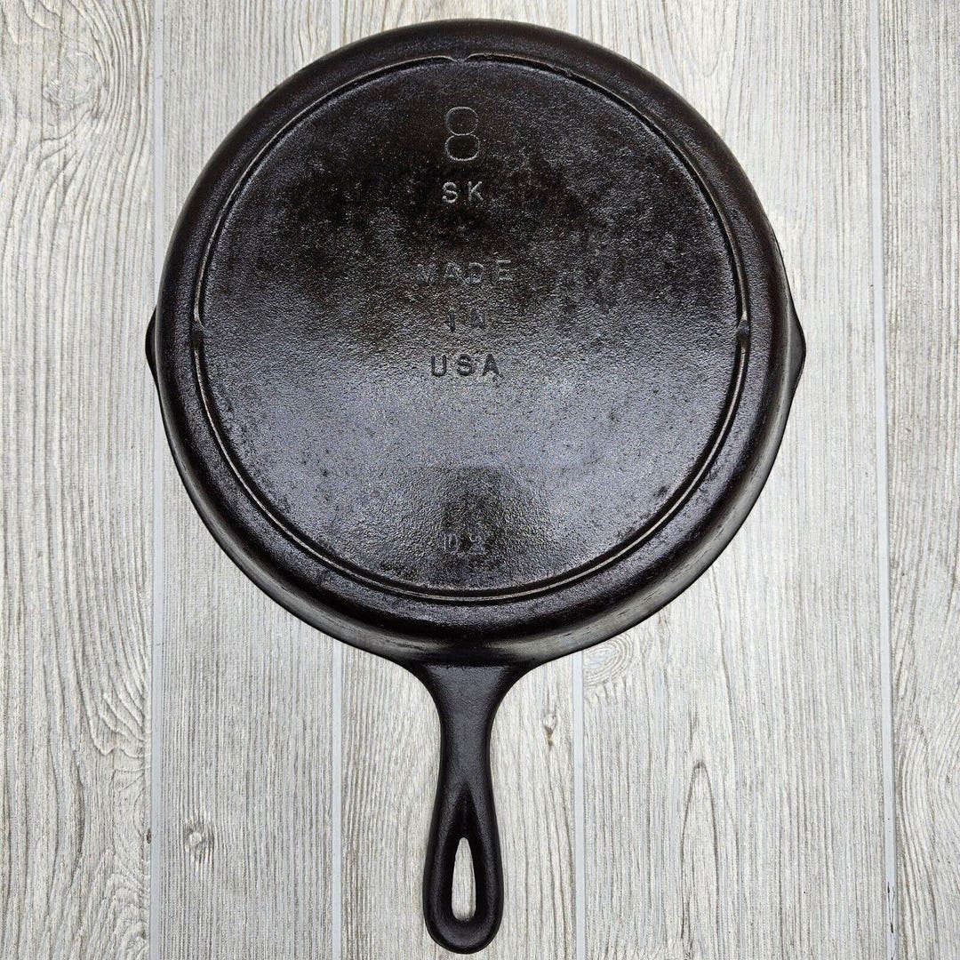 Vintage #8 SK Lodge D Cast Iron 3 Notch Heat Ring Skillet Pan Unmarked ...