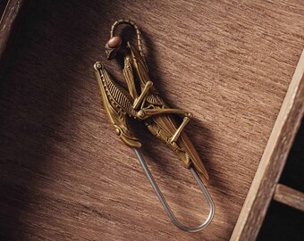 Praying Mantis Pin - Etsy