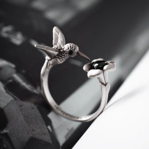 Hummingbird Ring in Oxidized Silver With Gemstone Eyes. Hummingbird ...