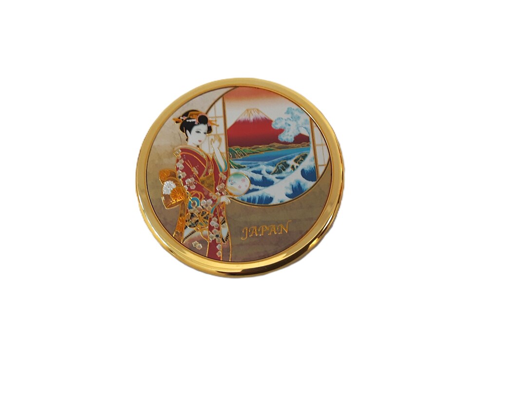 Vintage Japanese Compact Mirror: Geisha & Mt. Fuji Design - Etsy
