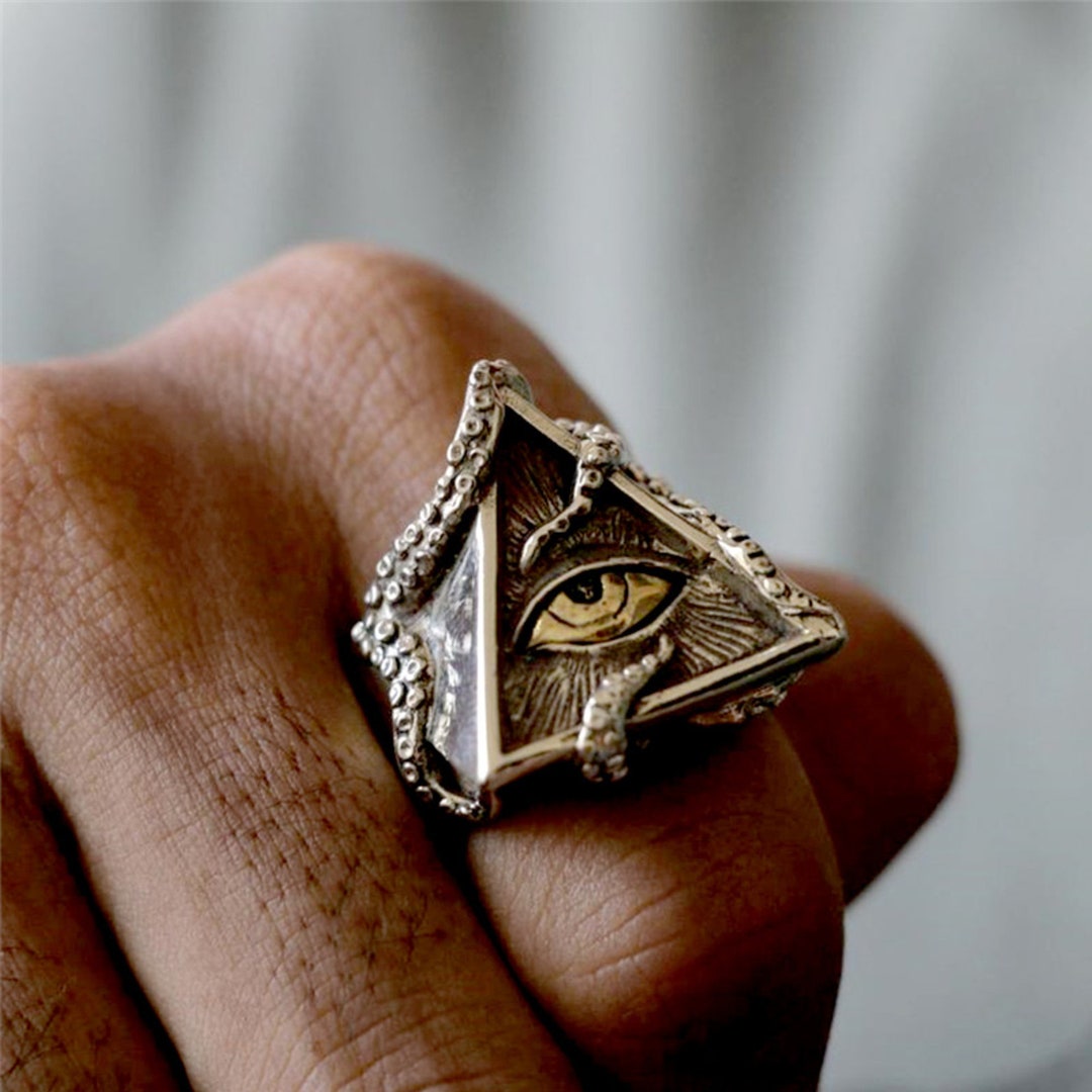 Egyptian Ring the Eye of Horus Ring Men Freemason Ring Illuminati Ring ...