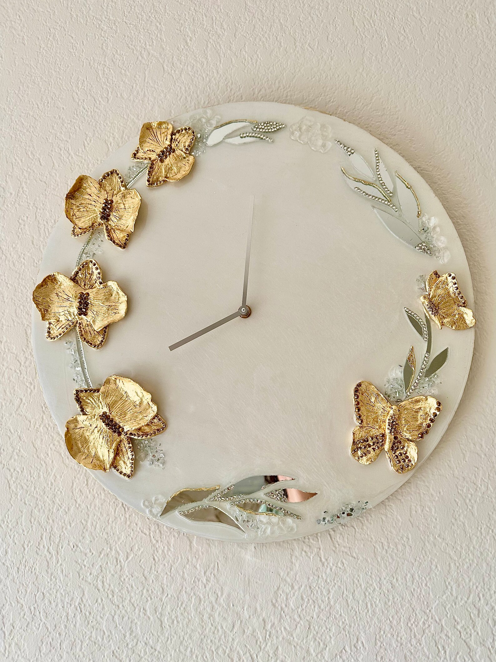 Handmade Resin Wall Clock With Sculpted Birds, Flowers, Home Decor - Etsy