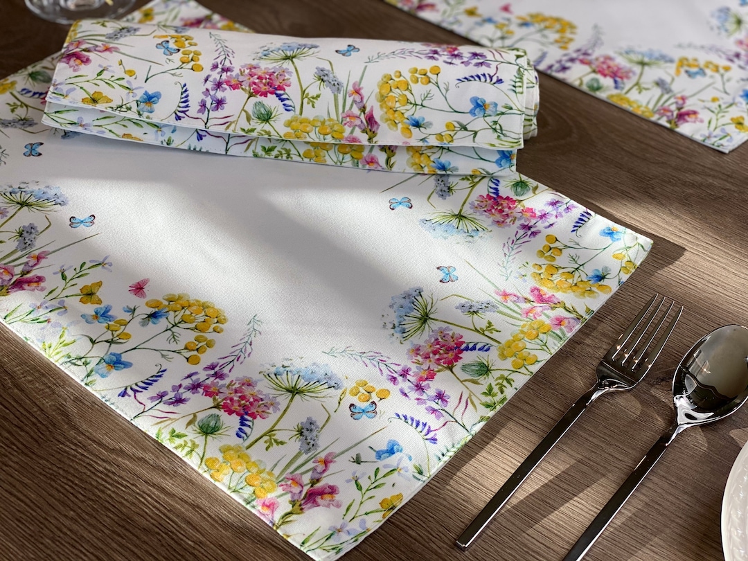 Set of 4 Wildflower and Butterfly Placemat, Spring Field Plants and ...