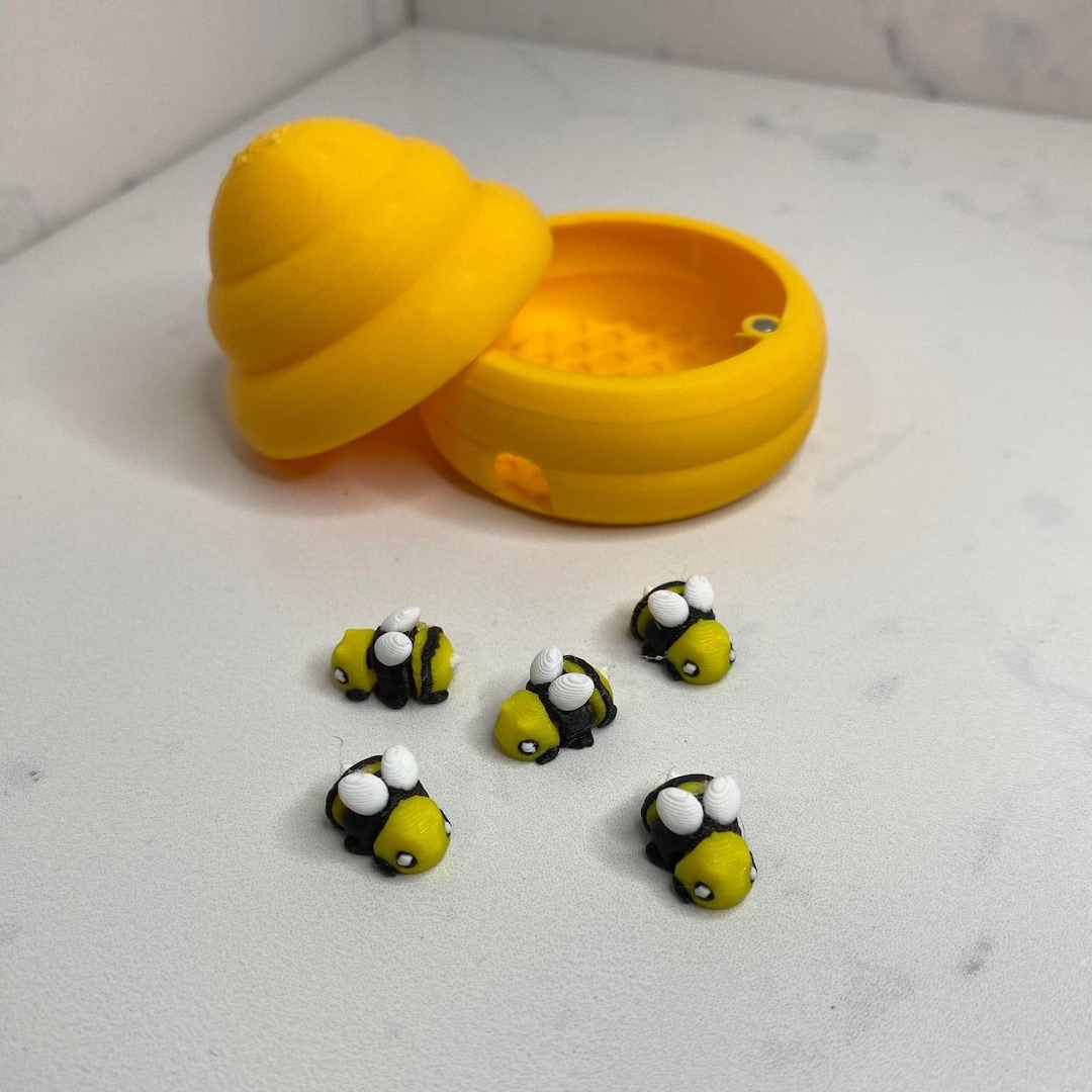 3D Printed Bee Hive and Bees! 50% of Sales DONATED to Bee Conservation ...